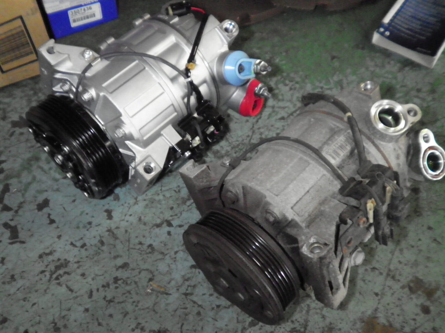 ボルボV70 エアコンコンプレッサー交換 | ボルボ専門店・アウトゲゼレ ボルボの修理、車検、整備、パーツ、中古車の販売